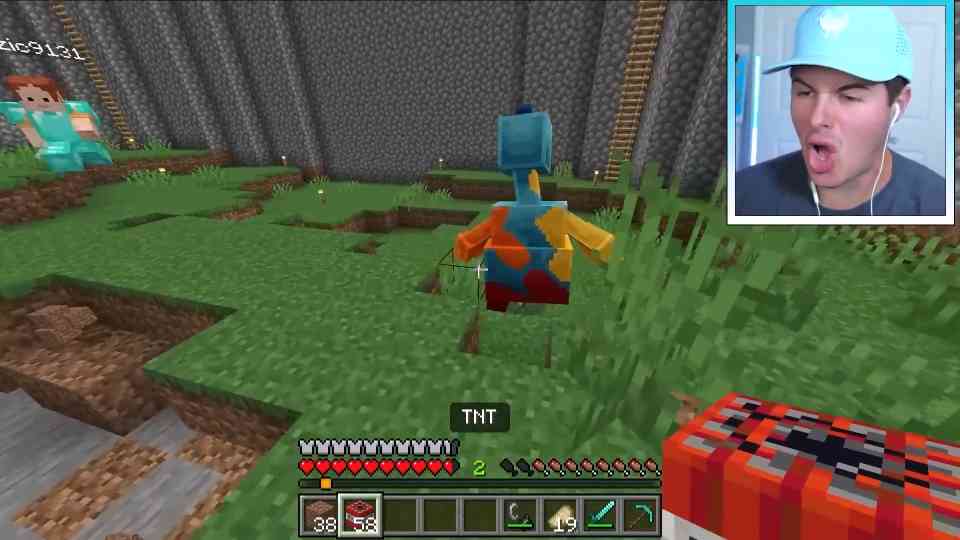 My Friends Thought Huggy Wuggy Was Real in Minecraft