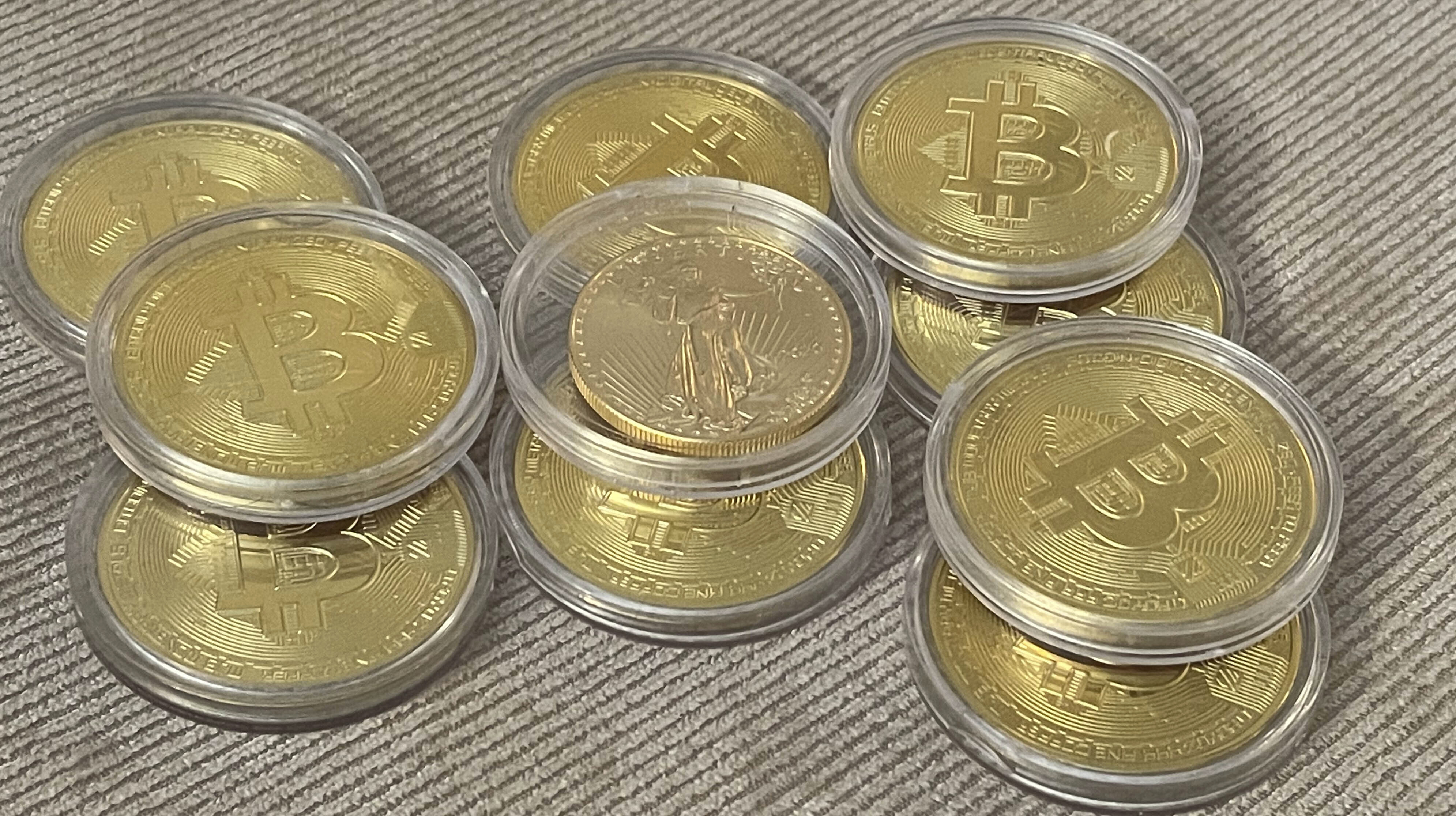 Gold, silver bulls taunt bitcoin investors amid parabolic rally: 'Time ...