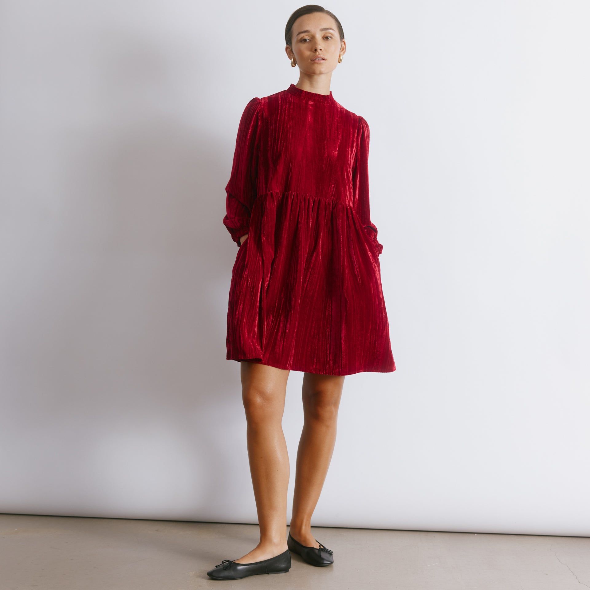 Giovanna Fletcher's Sixties-inspired red velvet dress is by the ...