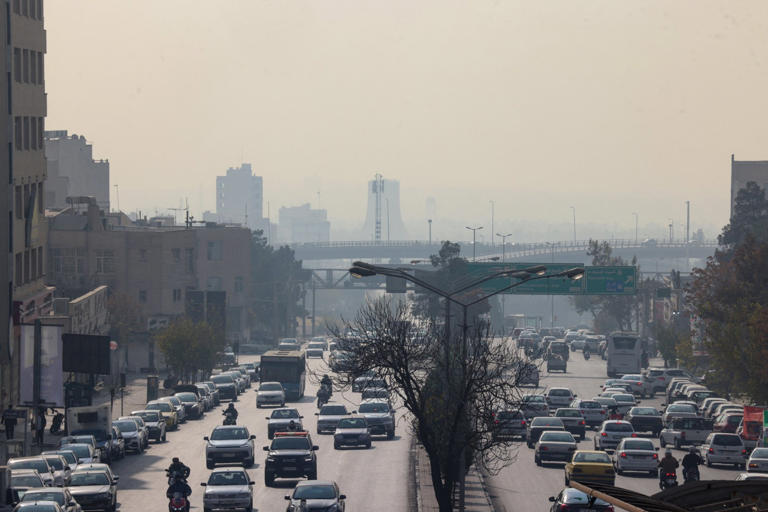 14,400,000 people suffocating in deadly smog in Tehran