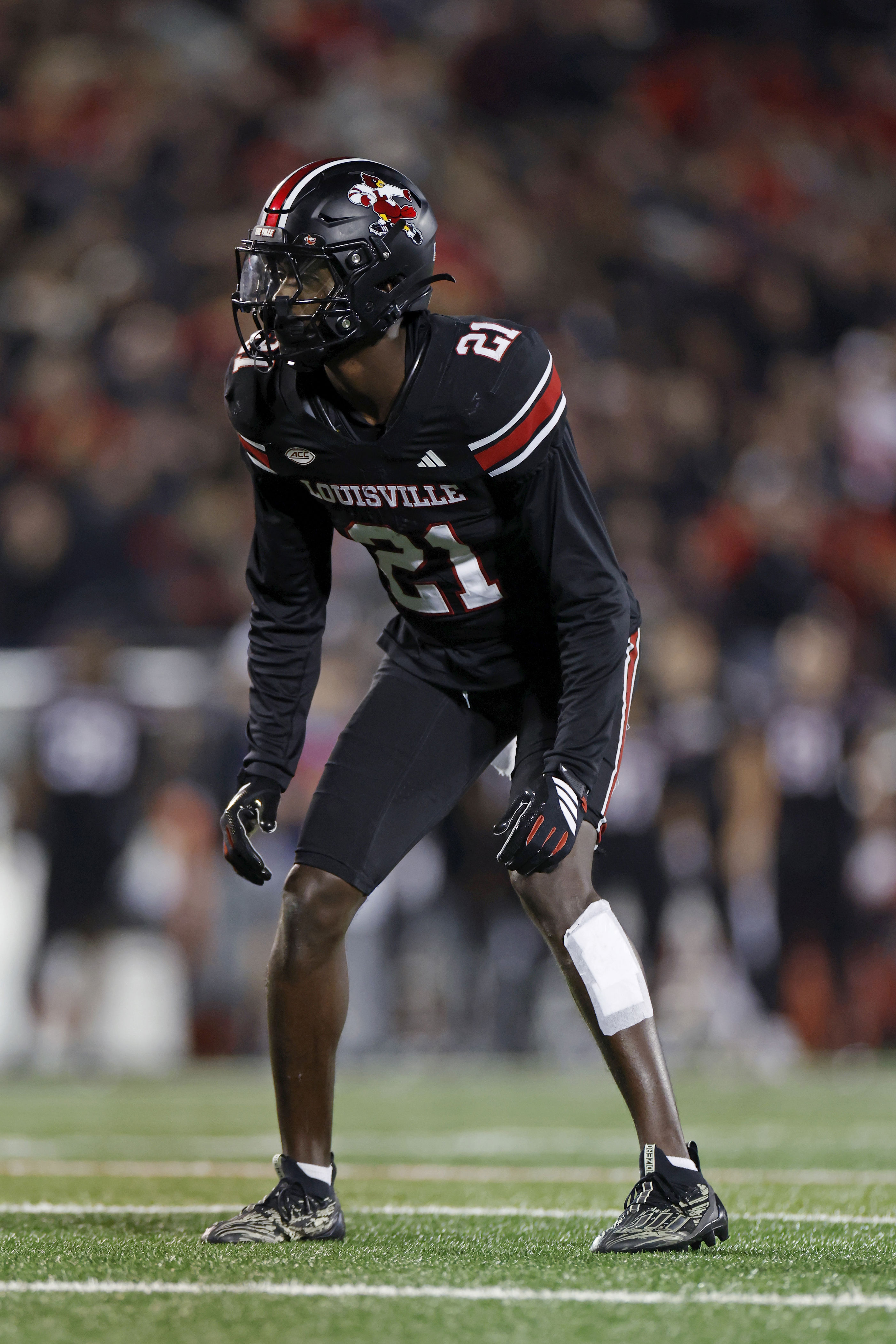 Jordan Vann Signs With Louisville Football