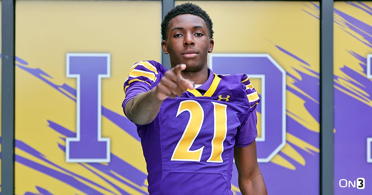 Get to know 2026 signee and four-star CB Hayward Howard Jr.