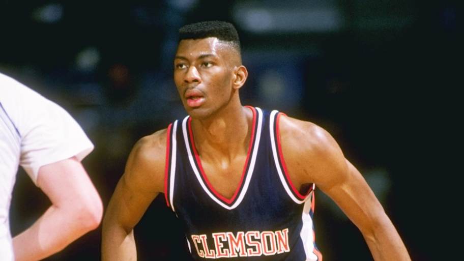 Elden Campbell, Clemson’s All-Time Leading Scorer, Dies at 57