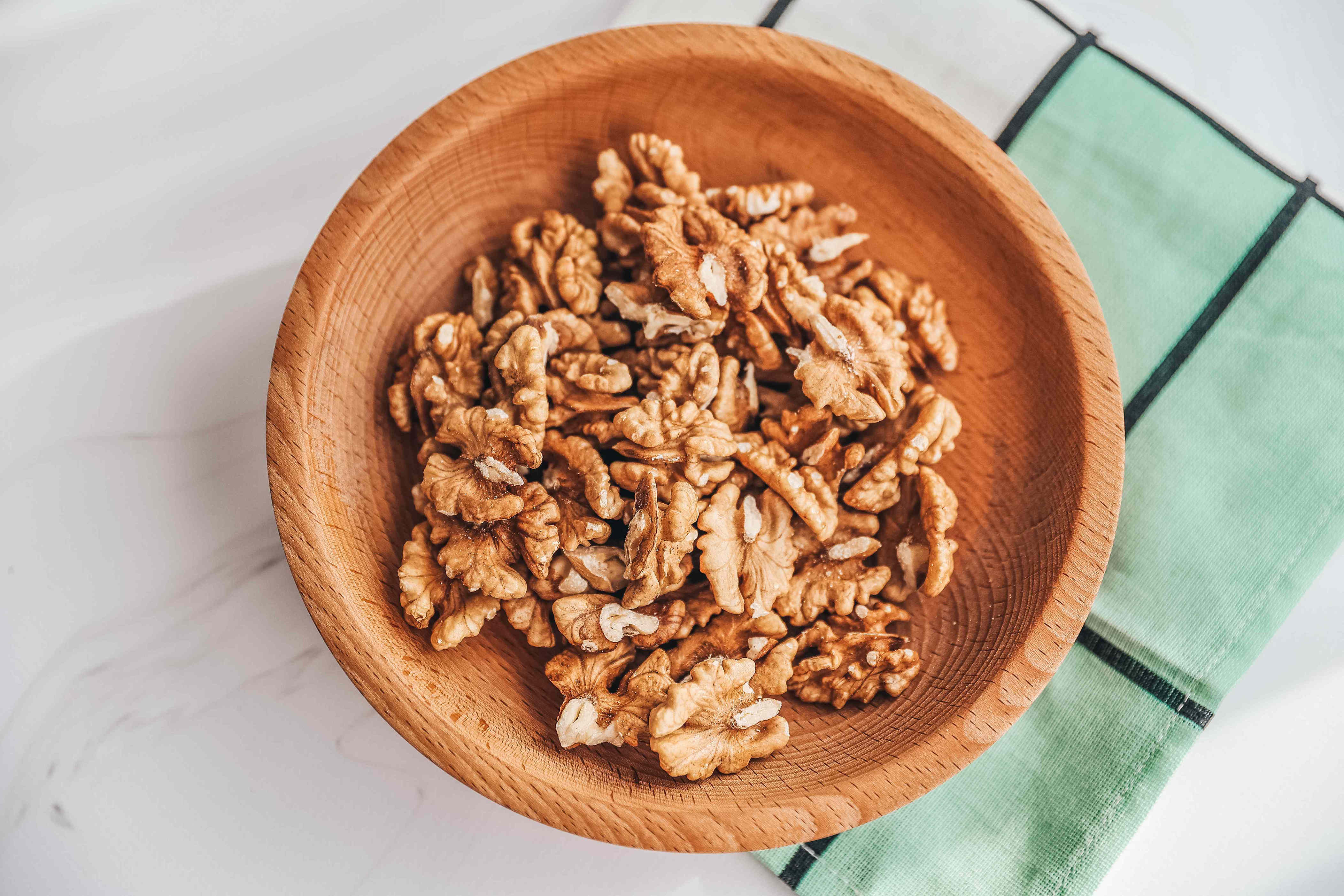 15 Foods With More Omega-3s Than Walnuts