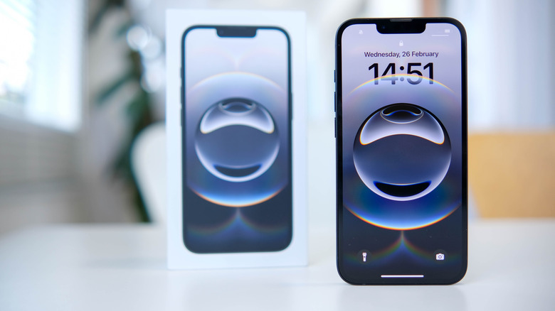 Leakers Clash Over iPhone 17e Display Design As Notch Rumors Resurface