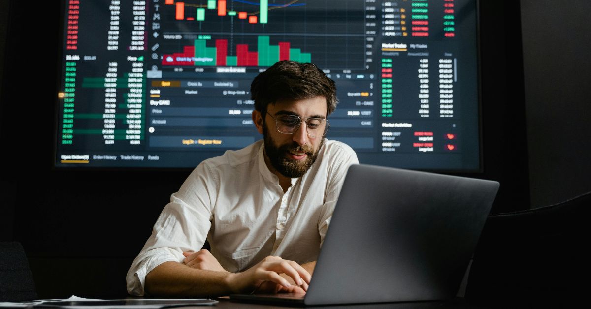 10 Boring Money Habits That Build Wealth