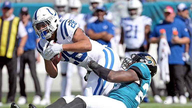 Danny Dimes vs. Trevor Lawrence: 3 Bold Predictions for Jaguars-Colts