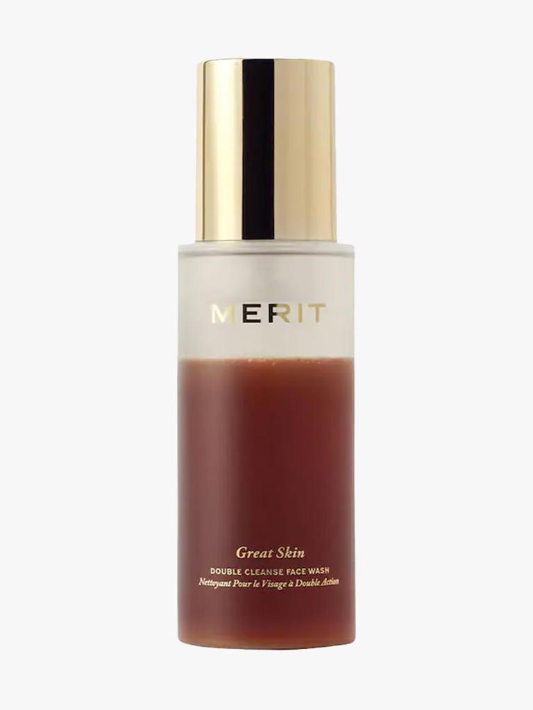 8 Best Face Washes for Dry Skin to Protect Your Skin Barrier