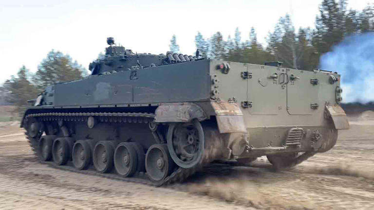 Video: Rostec dodává nové modernizované BMP-3 ruským silám