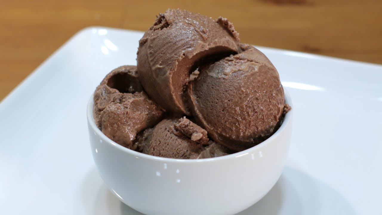 How to Make Chocolate Ice Cream | Easy Chocolate Ice Cream recipe in a ...