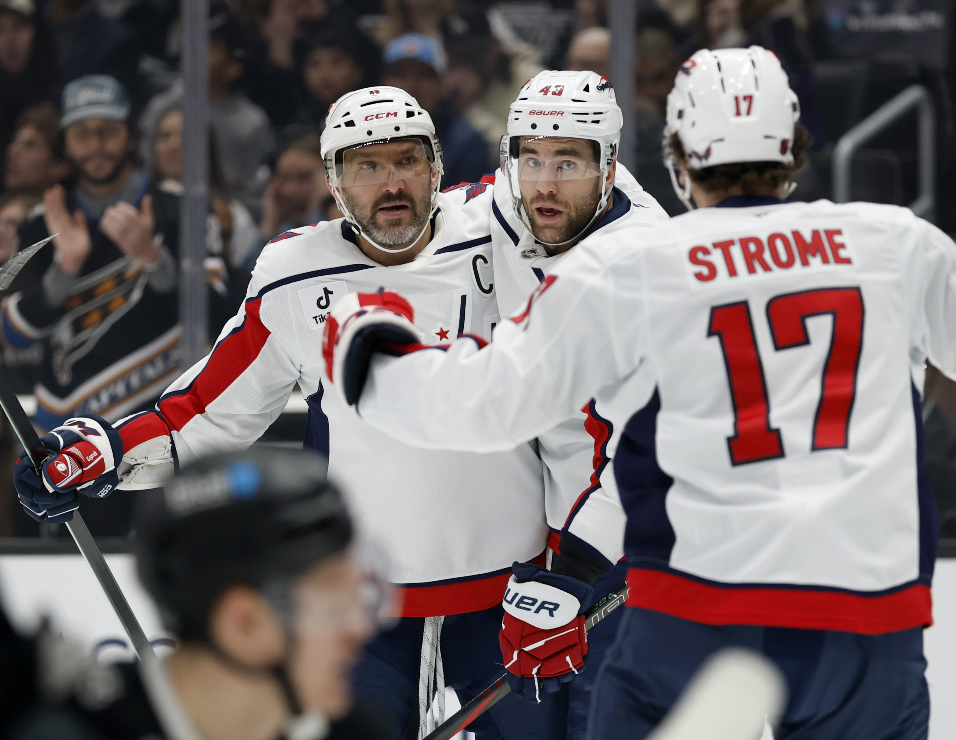 Revamped power play helps Capitals start California trip with a win