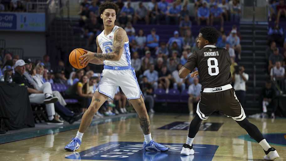 Hubert Davis Talks Kyan Evans and UNC’s Frontcourt Depth