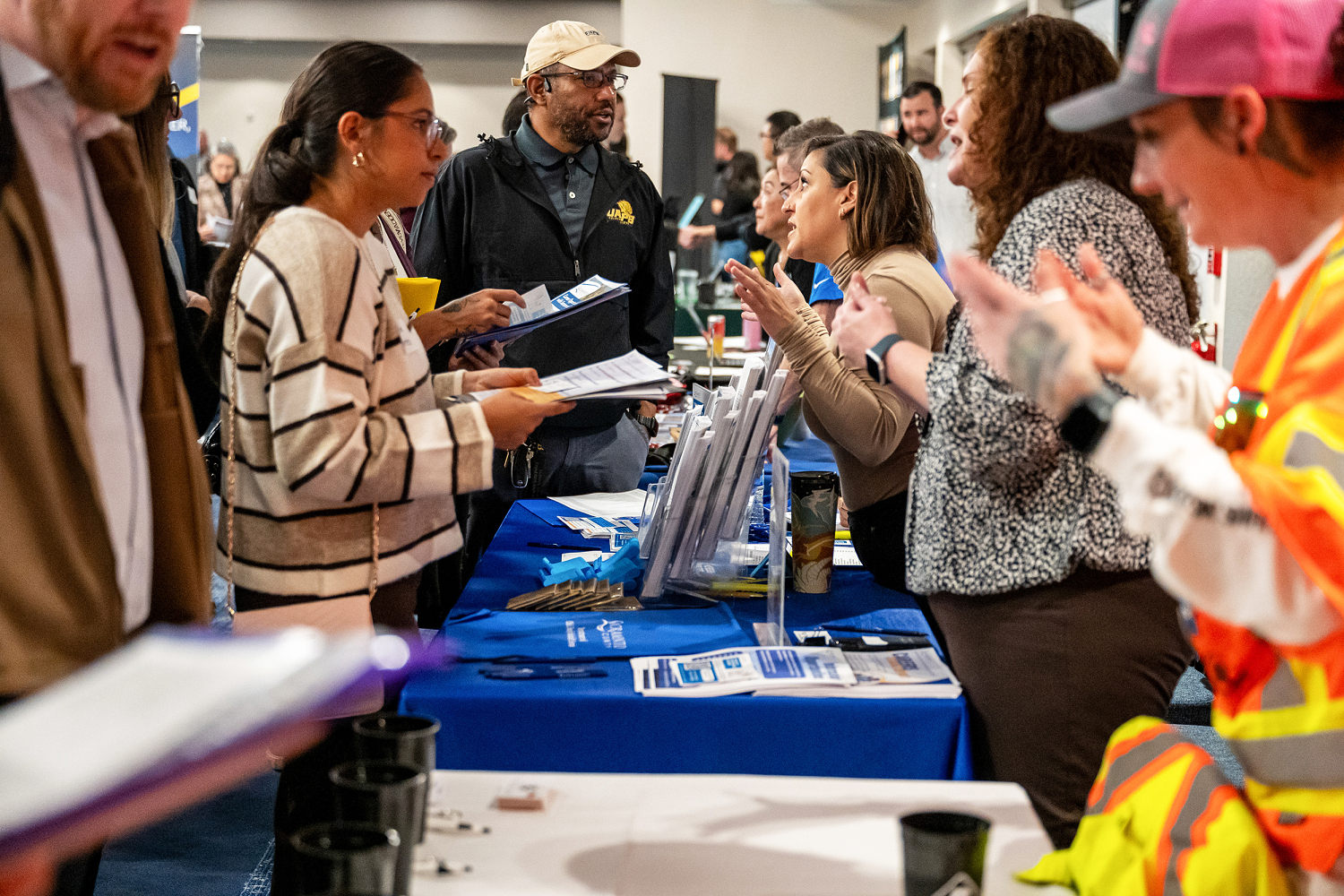 Companies lost 32,000 jobs in November, ADP says