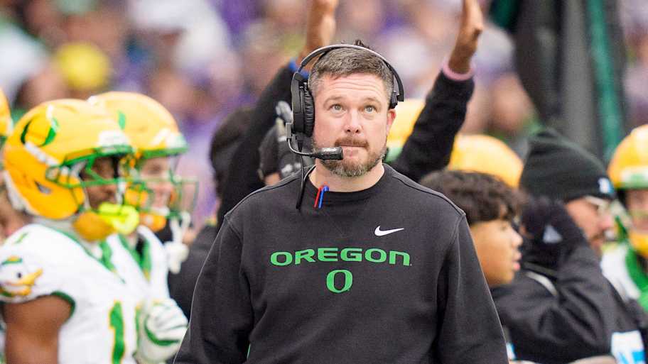 Oregon Ducks Rise In Recruiting Rankings As New Signings Come Flooding In