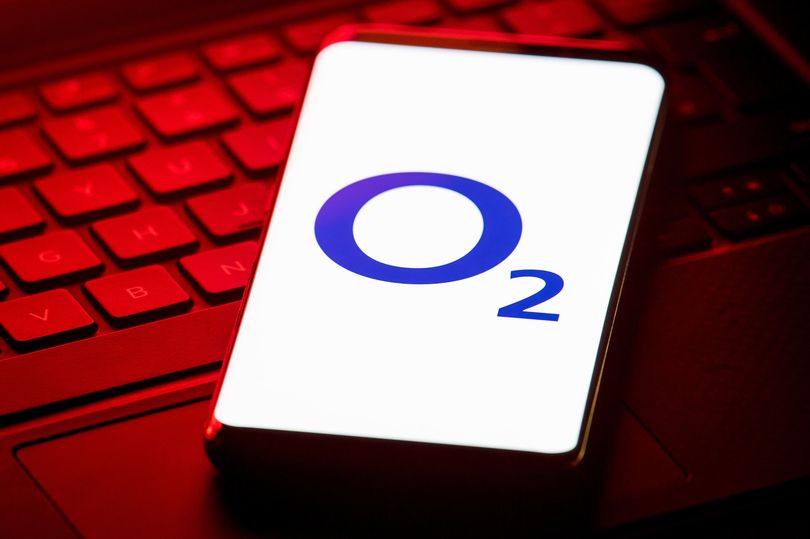 Millions of O2 customers to receive 10GB Christmas boost