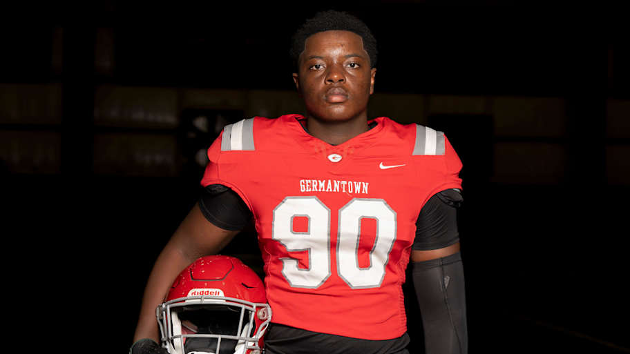 Early Signing Day: Versatile DL Djidjou Bah signs with the Wisconsin ...