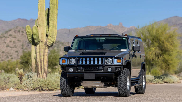 151-Mile 2004 Hummer H2 Surfaces on Bring a Trailer With No Reserve