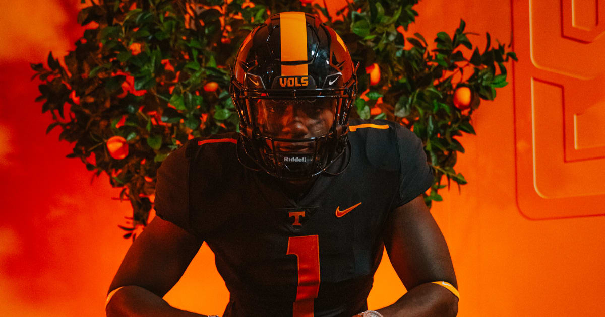 Peach State DL Darryl Rivers sees hard work pay off by signing with Vols