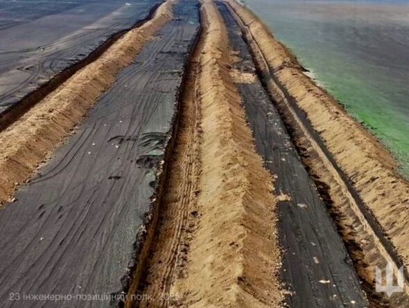 Frontline images show Ukraine's deep fortification tactic to keep ...