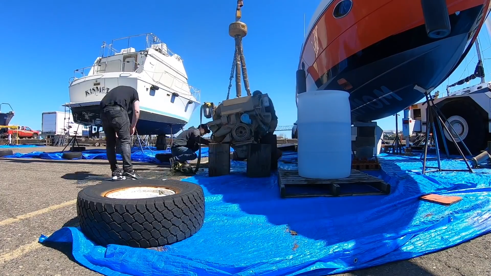 How We Pulled a 3,000-Pound Engine Out of a Yacht With Crane