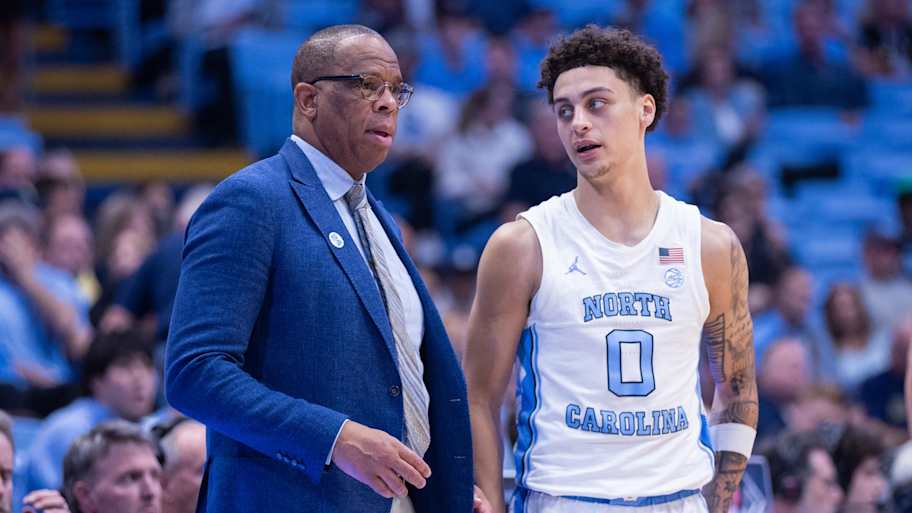 Hubert Davis Talks Kyan Evans and UNC’s Frontcourt Depth