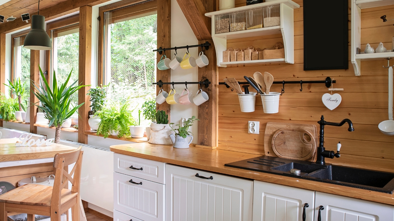 10 rental-friendly tricks that make a small kitchen work harder