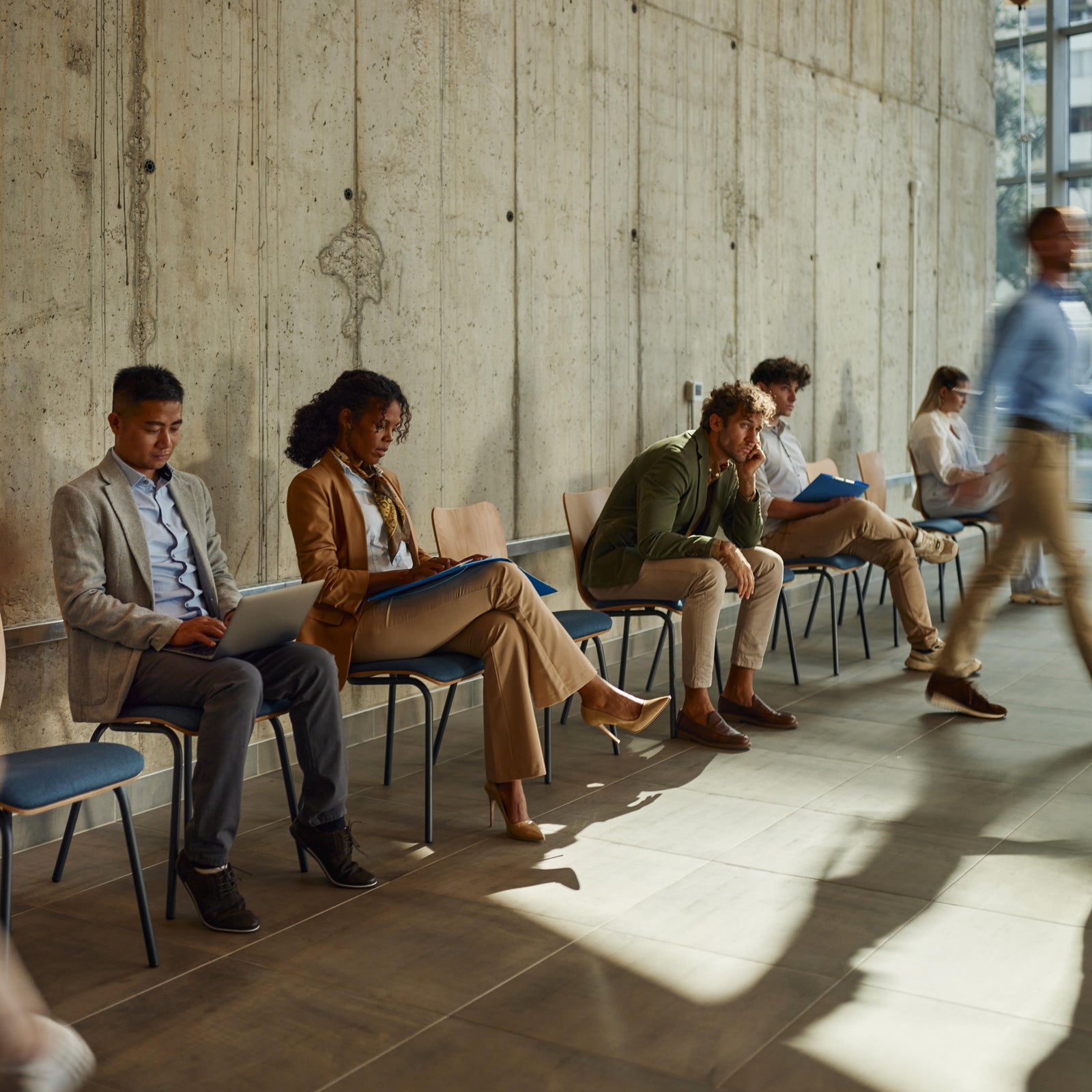 U.S. lost 32,000 private-sector jobs last month in surprise drop