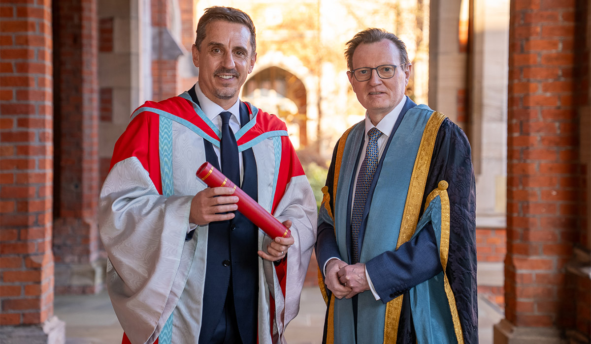 Gary Neville collects honorary doctorate in Belfast with proud wife ...