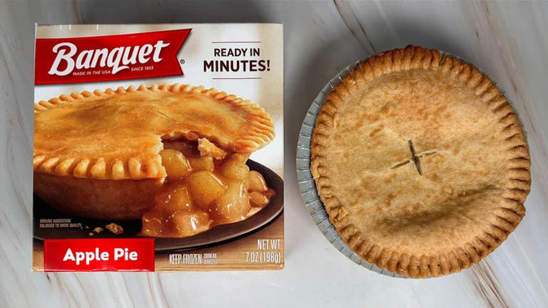The Store-Bought Apple Pie We'd Never Repurchase Comes From A Popular Brand
