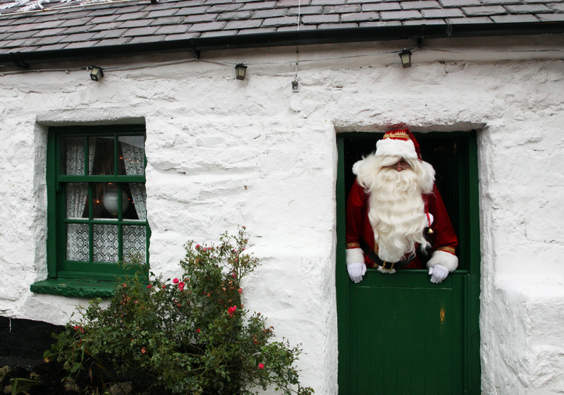Santa asks children to get their letters in soon so he can reply to as ...