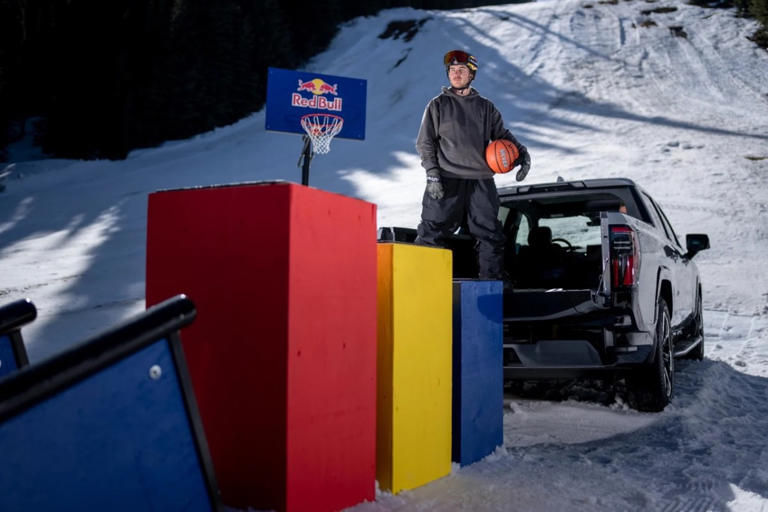 The Latest Seb Toots Obstacle Course Features Golf, Hockey, and a ...