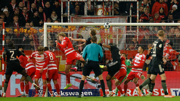 3:2 bei Union Berlin: FC Bayern zittert sich ins DFB-Pokal-Viertelfinale