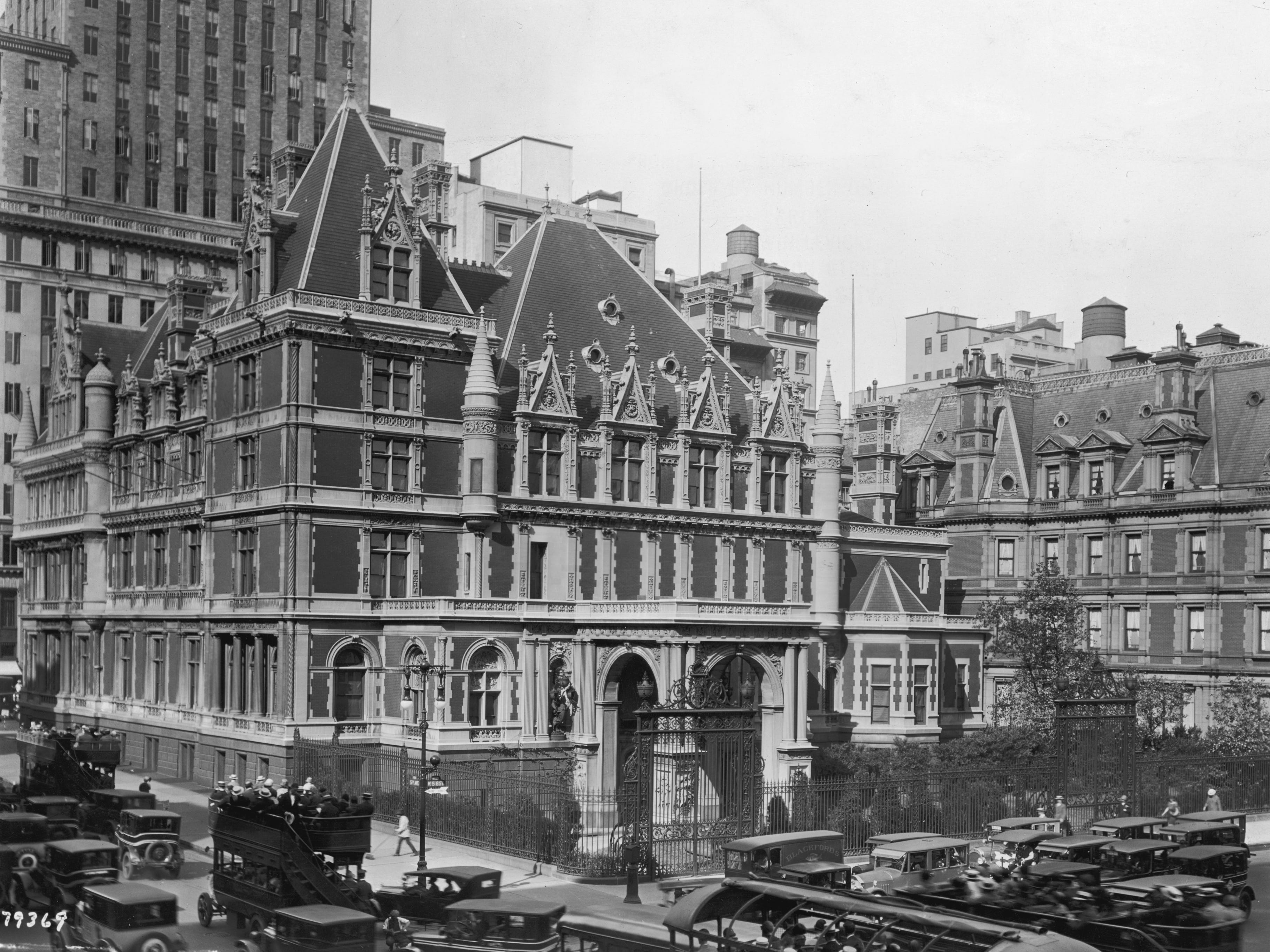 Then and now: Photos show where America's wealthiest lived a century ...