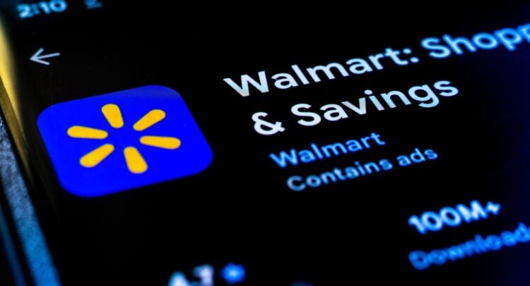 Walmart stock (WMT) strengthens as 'playing offense' wins with cash ...