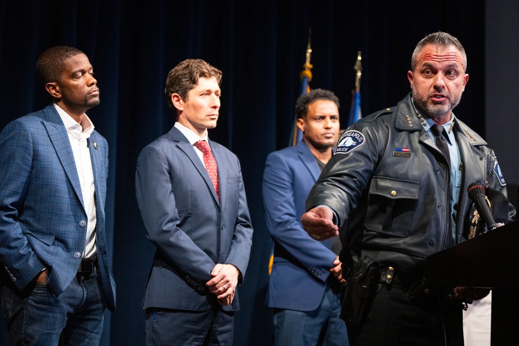 Minneapolis police chief urges residents to call cops on ICE agents ...