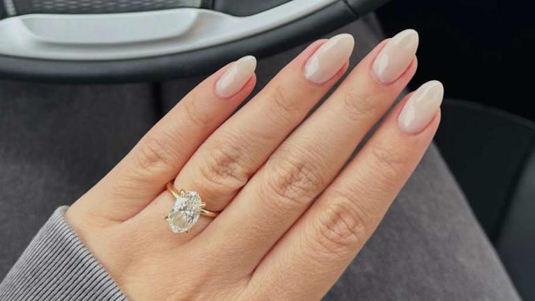 Dillon Gabriel's fiancée Zo flexes huge diamond ring after Shedeur ...
