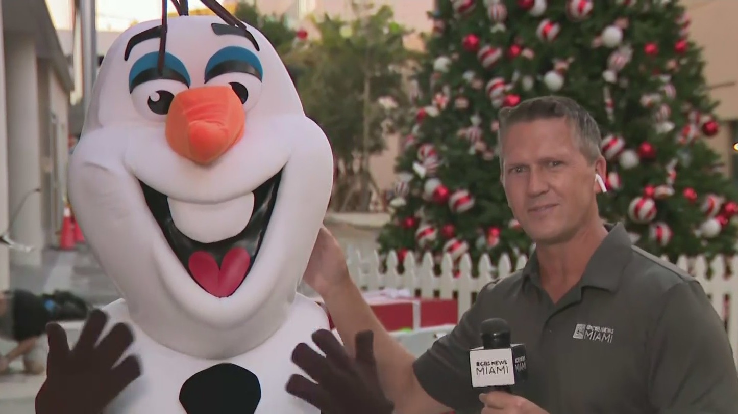 Olaf joins CBS Miami NEXT Weather meteorologist Dave Warren at Nicklaus ...