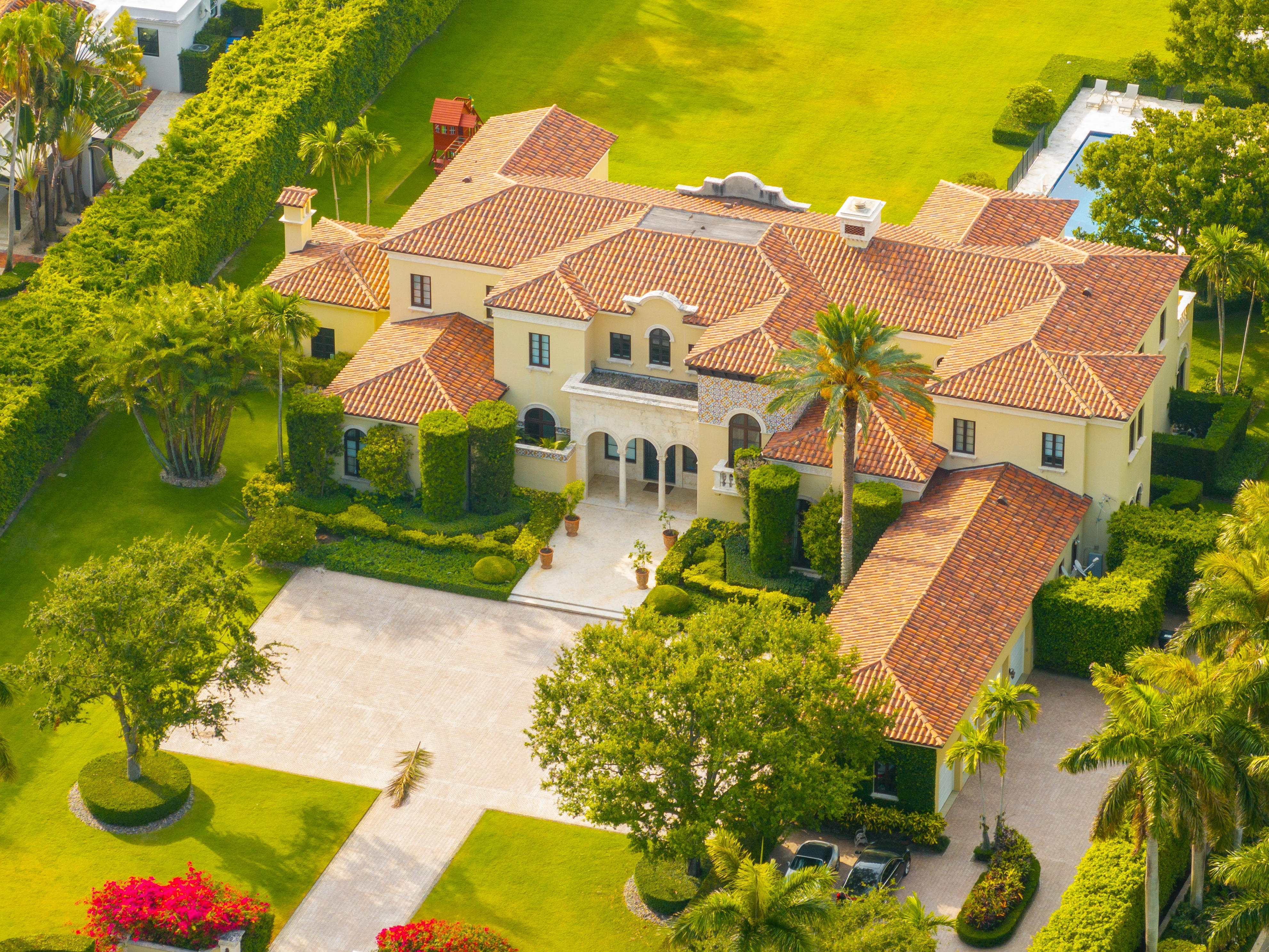 Then and now: Photos show where America's wealthiest lived a century ...