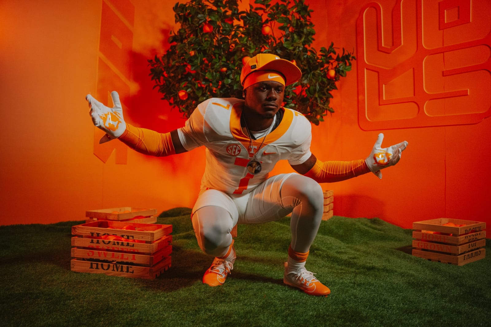 Texas speedster legend Bey details decision to flip from Ohio State to ...