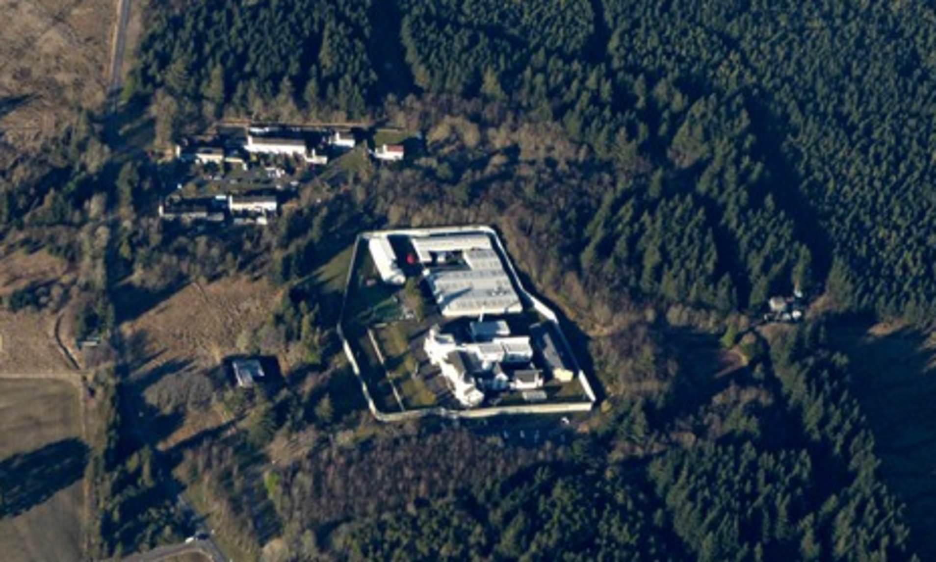 Failed asylum seekers treated to spa days and bingo while waiting for ...