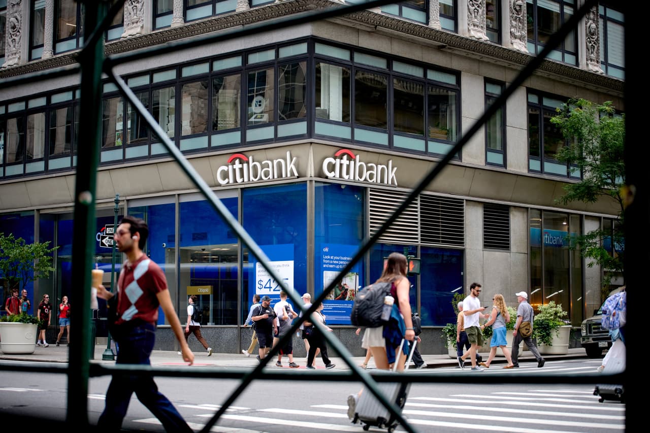 A key Citi exec leaves as bank overhauls wealth business