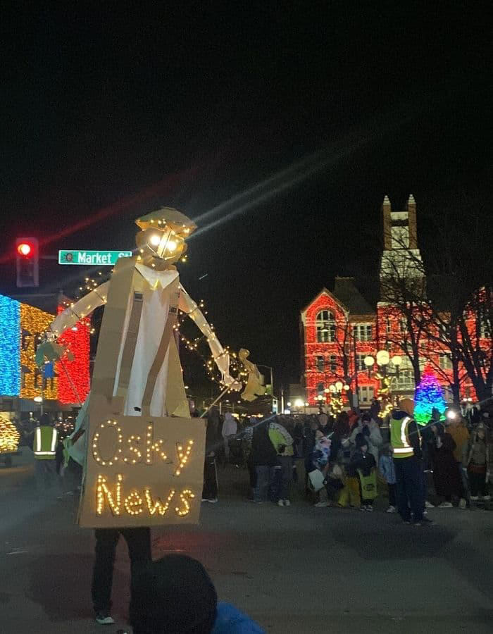 Why Oskaloosa’s lighted Christmas parade belongs on your holiday calendar