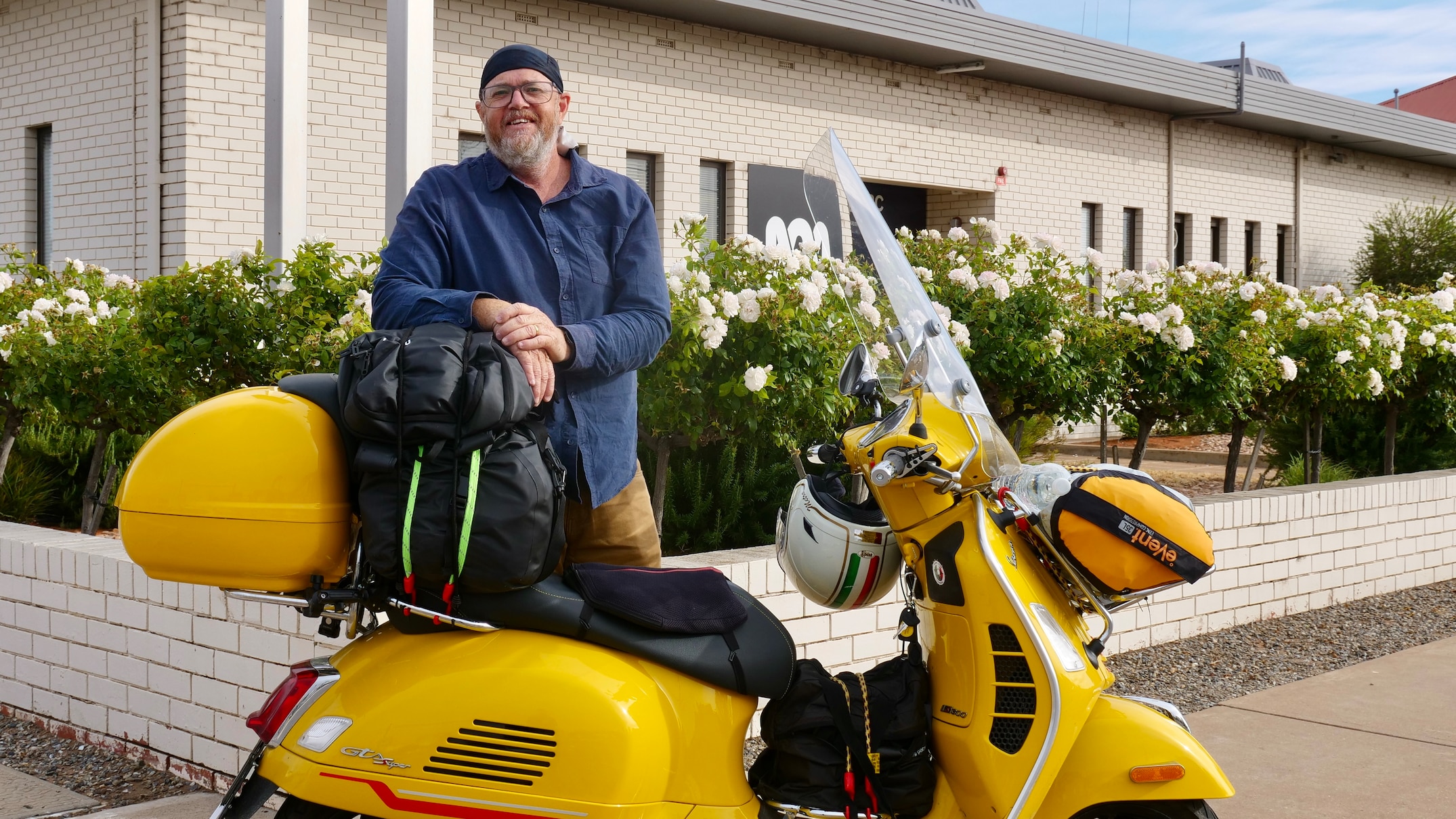 Cricket fan's mission to crisscross Australia on his yellow Vespa to ...