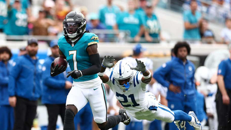 Danny Dimes vs. Trevor Lawrence: 3 Bold Predictions for Jaguars-Colts