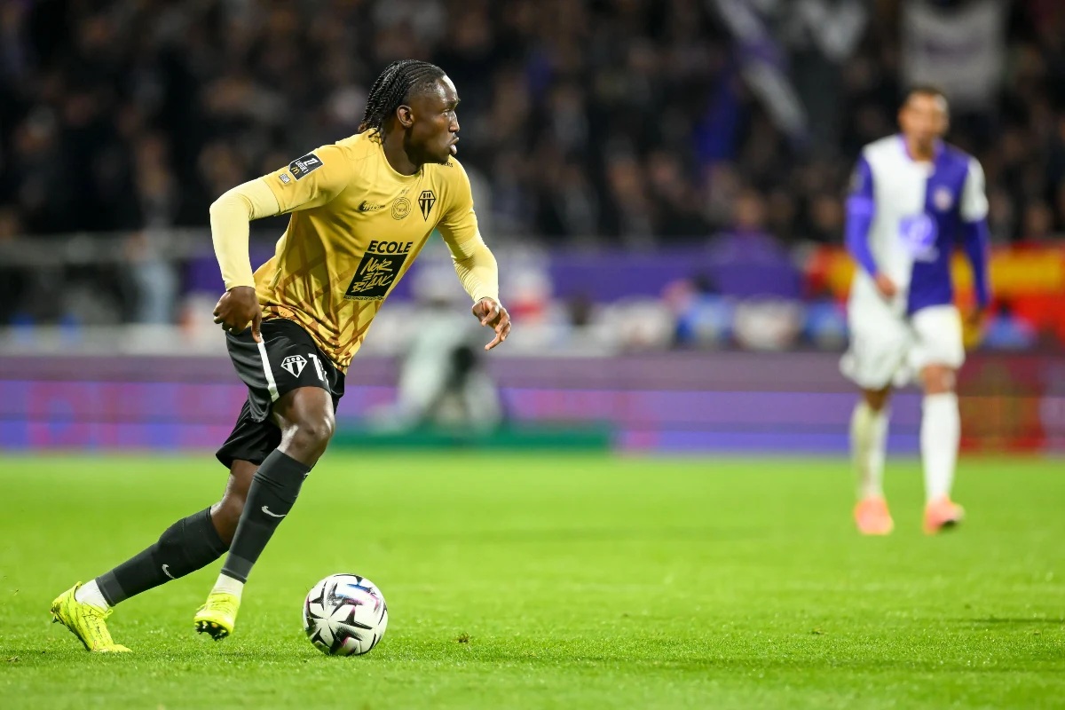 Angers impuissant pour retenir un joyau