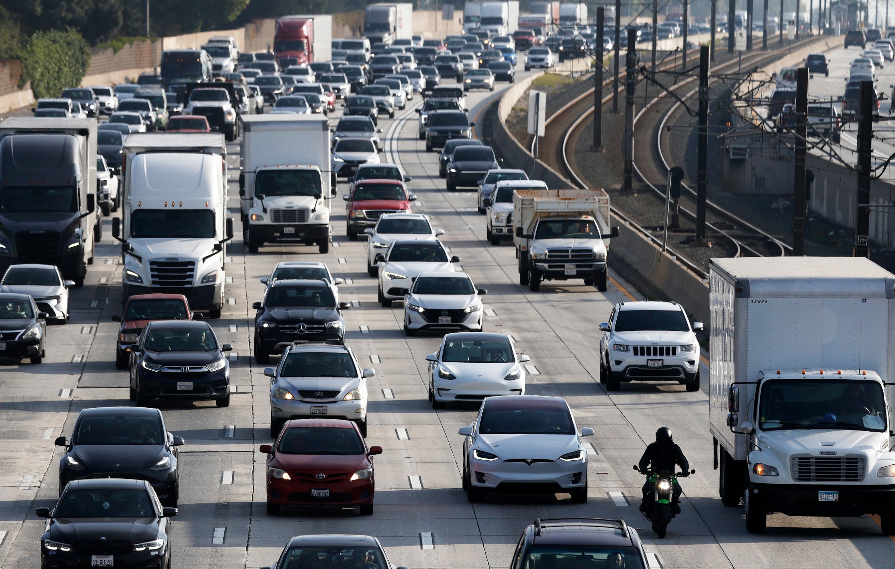 Trump rolls back Biden-era vehicle fuel efficiency rules: 'Expensive ...