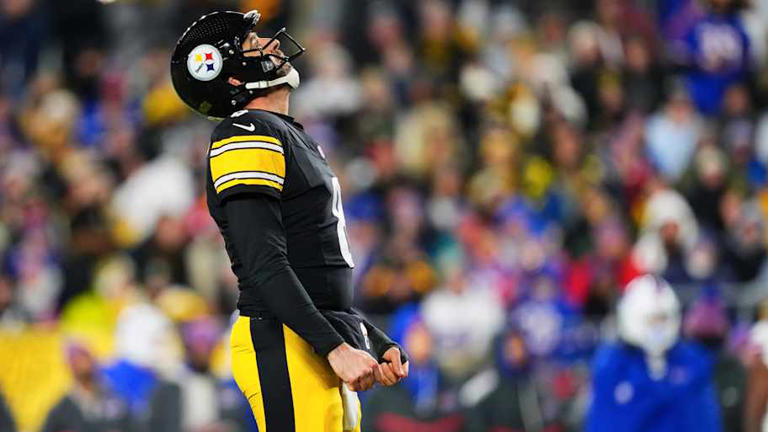 Aaron Rodgers’ ironman mentality is quietly working against the Steelers