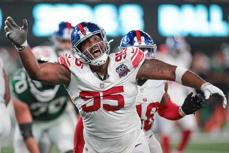 Packers sign DL Jordon Riley off Giants practice squad
