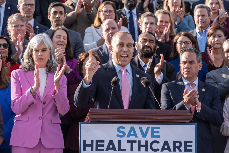 Opinion: Democrats are playing the long game