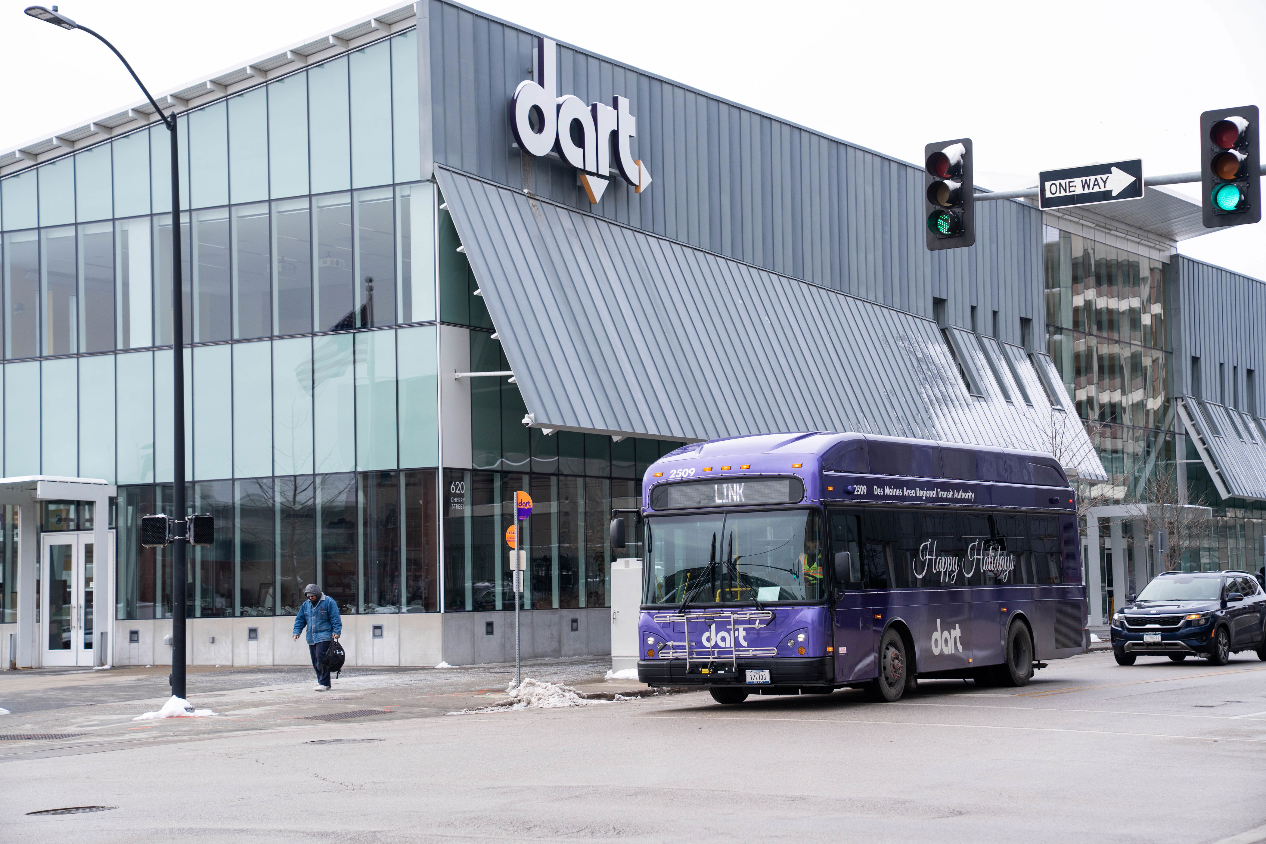 Des Moines City Council weighs how to use its franchise fee for DART